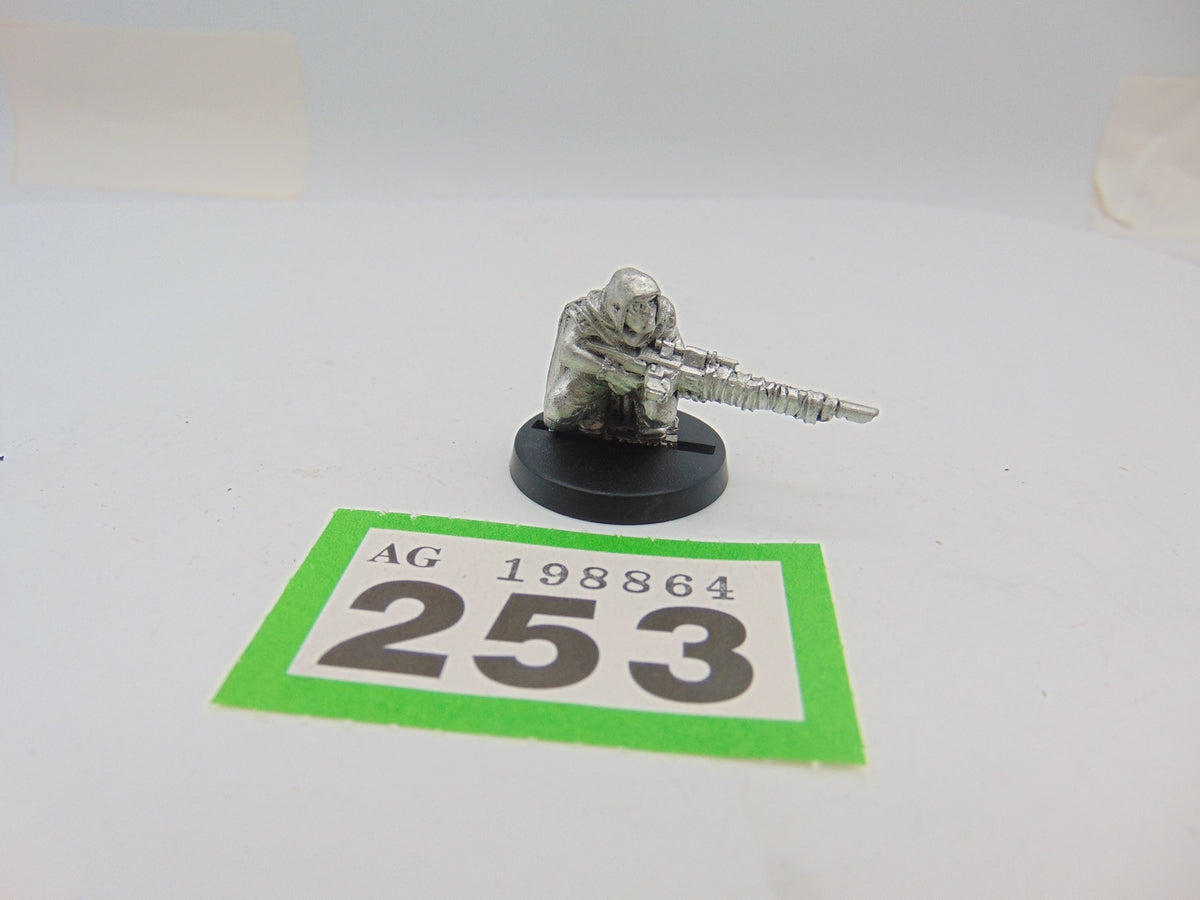 Gaunts Ghosts Mad Larkin – The Troll Trader