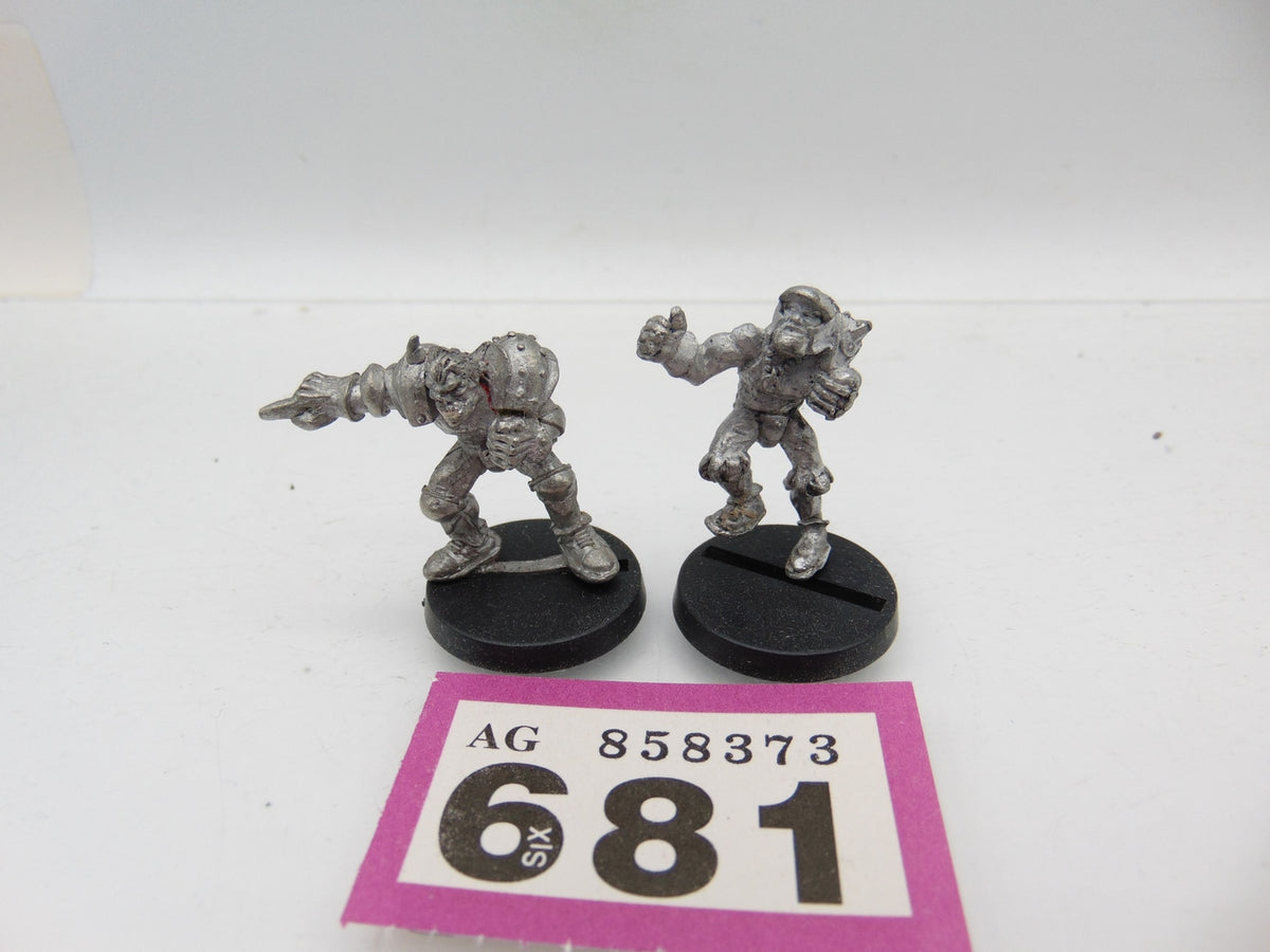 Human Chucker / Thrower & Catcher – The Troll Trader