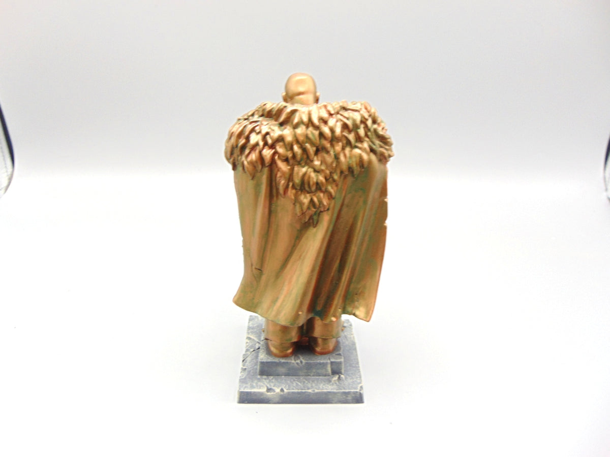 Honoured Imperium Statue – The Troll Trader