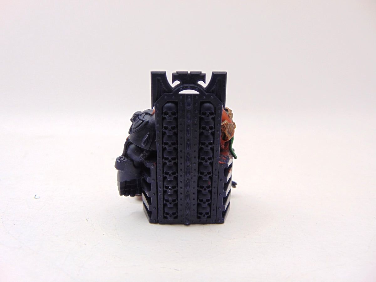Dead Terminator on Throne – The Troll Trader