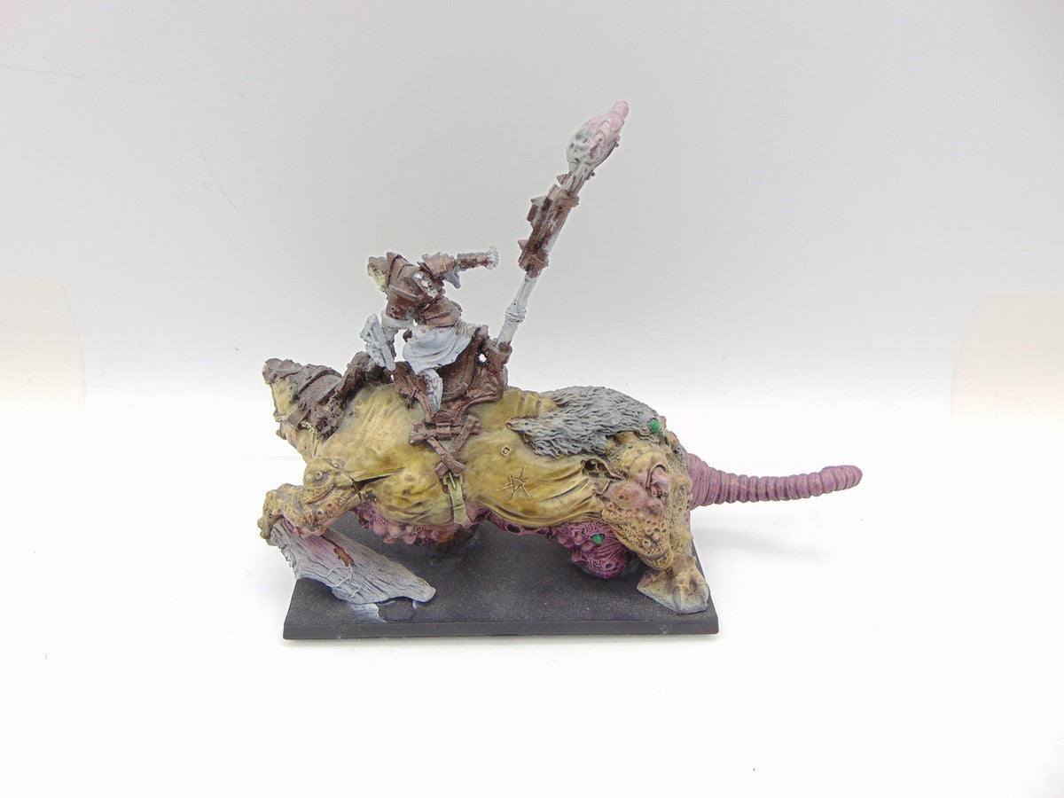 Skaven Warlord on Brood Horror – The Troll Trader