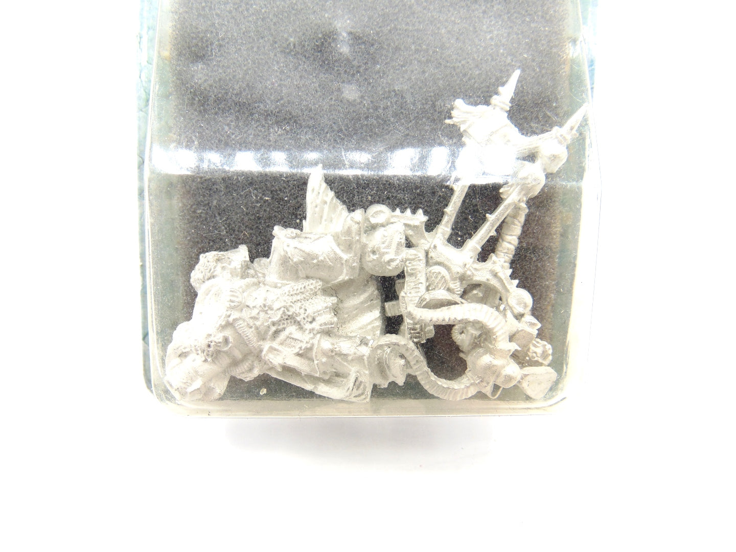 Mispack Chaos Lord in Valhallan Radio Operator and Special Weapon Blis ...